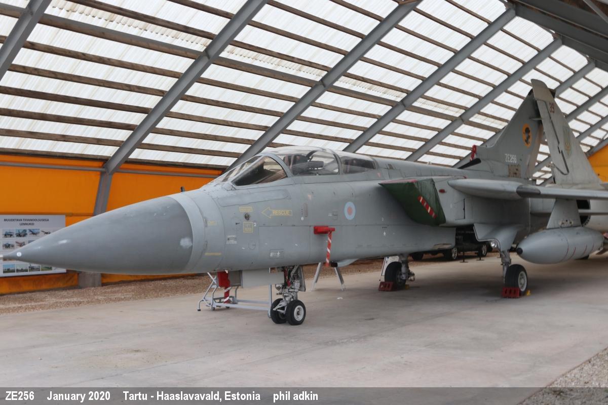 Demobbed - Out of Service British Military Aircraft